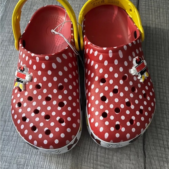 CROCS | Shoes | Minnie Mouse Light Up Crocs | Poshmark
